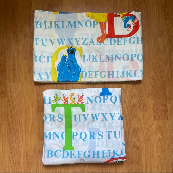 Sesame Street | Bedding | Vintage Sesame Street Abc Multi Character ...